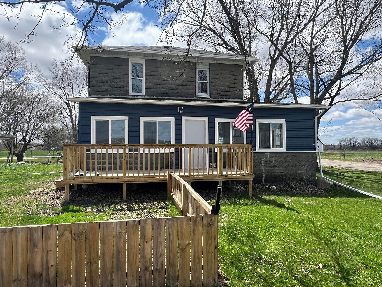 15367 W Howard City Edmore Rd, Howard City, MI 49329 | Zillow