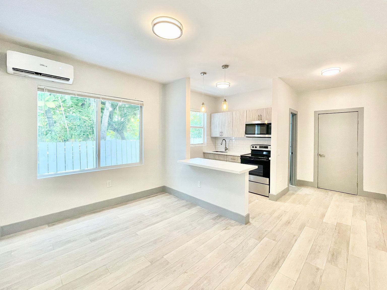 8261 NE 3rd Ave APT 6, Miami, FL 33138 | Zillow