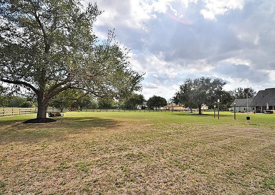 32030 Wendt Park Trce, Fulshear, TX 77441 | Zillow