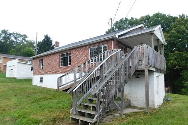 130 Colton Loop, Beckley, WV 25801 | Zillow