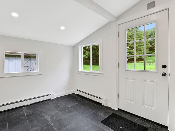 128 Cole Bank Rd, Saugerties, NY 12477 | Zillow