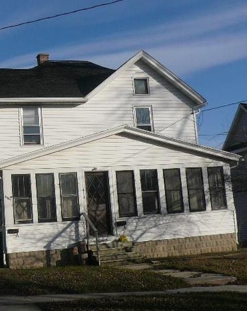 411 Healy Ave, Beaver Dam, WI 53916 | Zillow