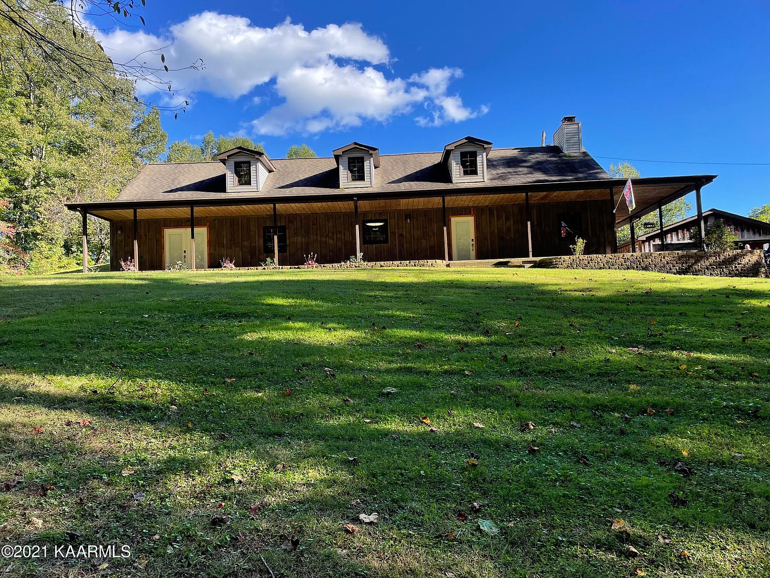 463 Old Hen Valley Rd, Oliver Springs, TN 37840 | Zillow