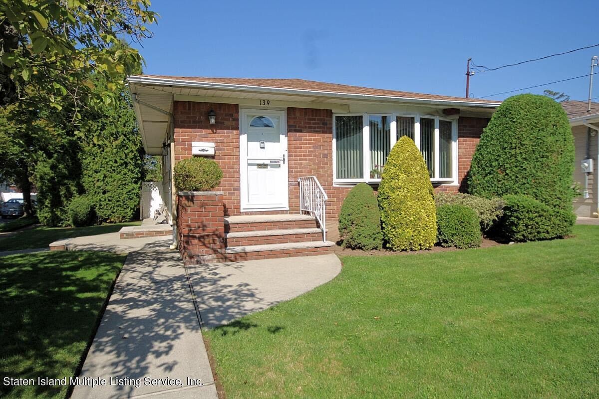 139 Thomas St, Staten Island, NY 10306 | Zillow