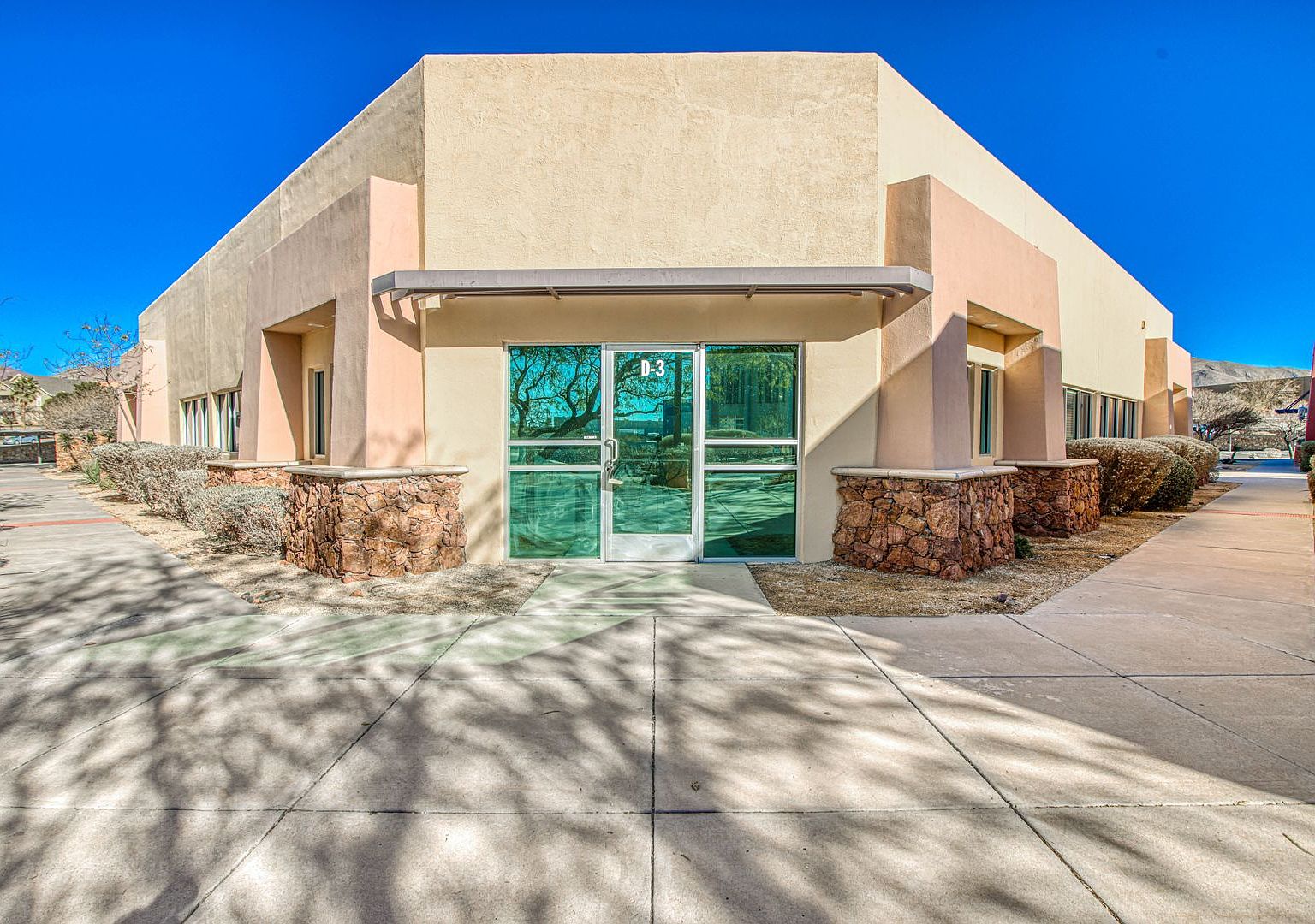 550 S Mesa Hills Dr SUITE D3, El Paso, TX 79912 | Zillow