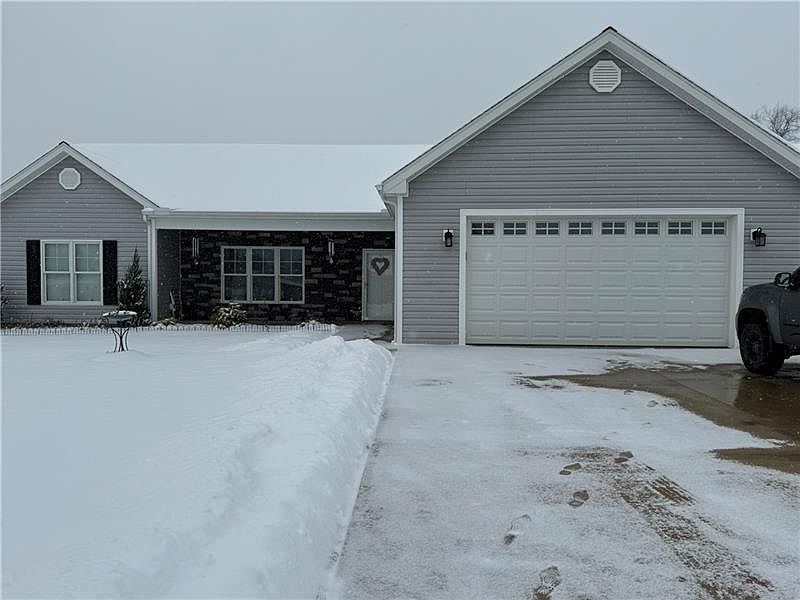 5 Vincent Dr N, Uniontown, PA 15401 | Zillow