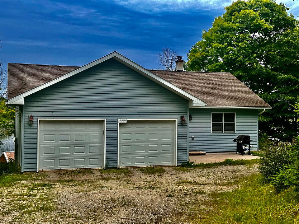 605 S Hill Island Rd, Cedarville, MI 49719 | Zillow