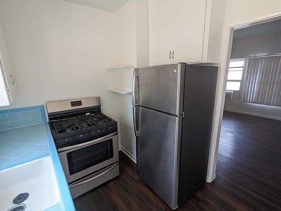 5129 Cahuenga Blvd #E, North Hollywood, CA 91601 | Zillow