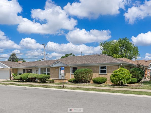 Burbank IL Real Estate - Burbank IL Homes For Sale | Zillow