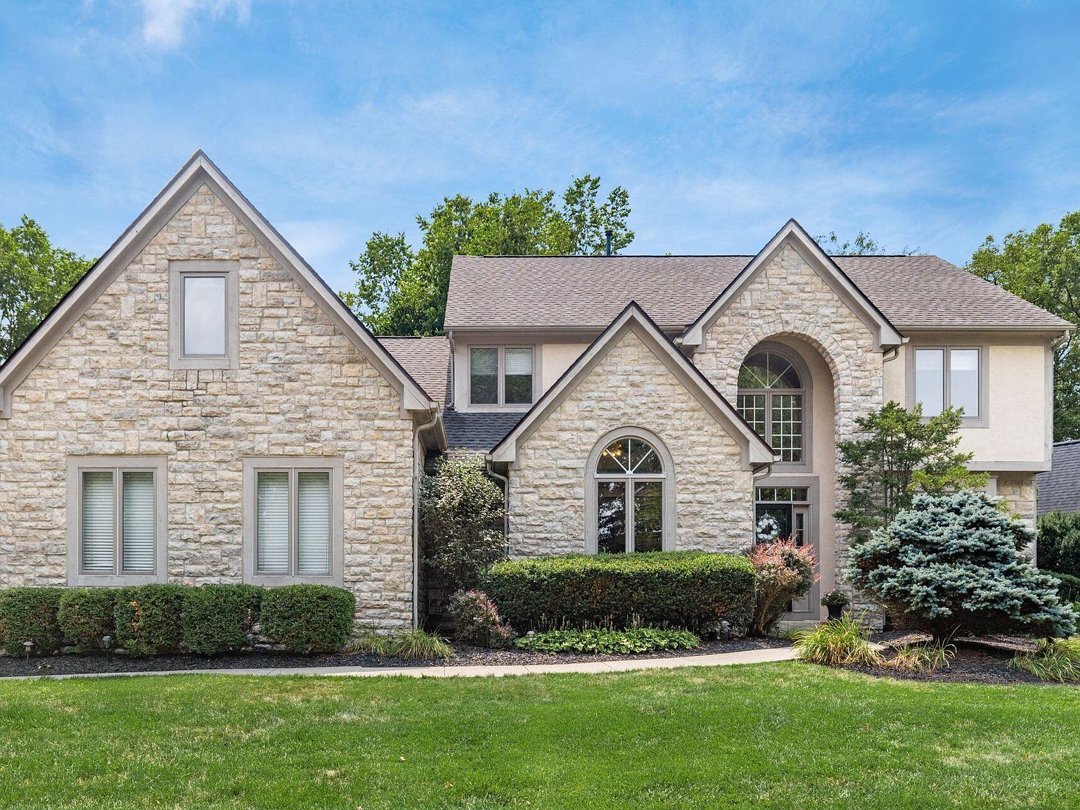 4821 Carrigan Ridge Ct, Dublin, OH 43017 | Zillow