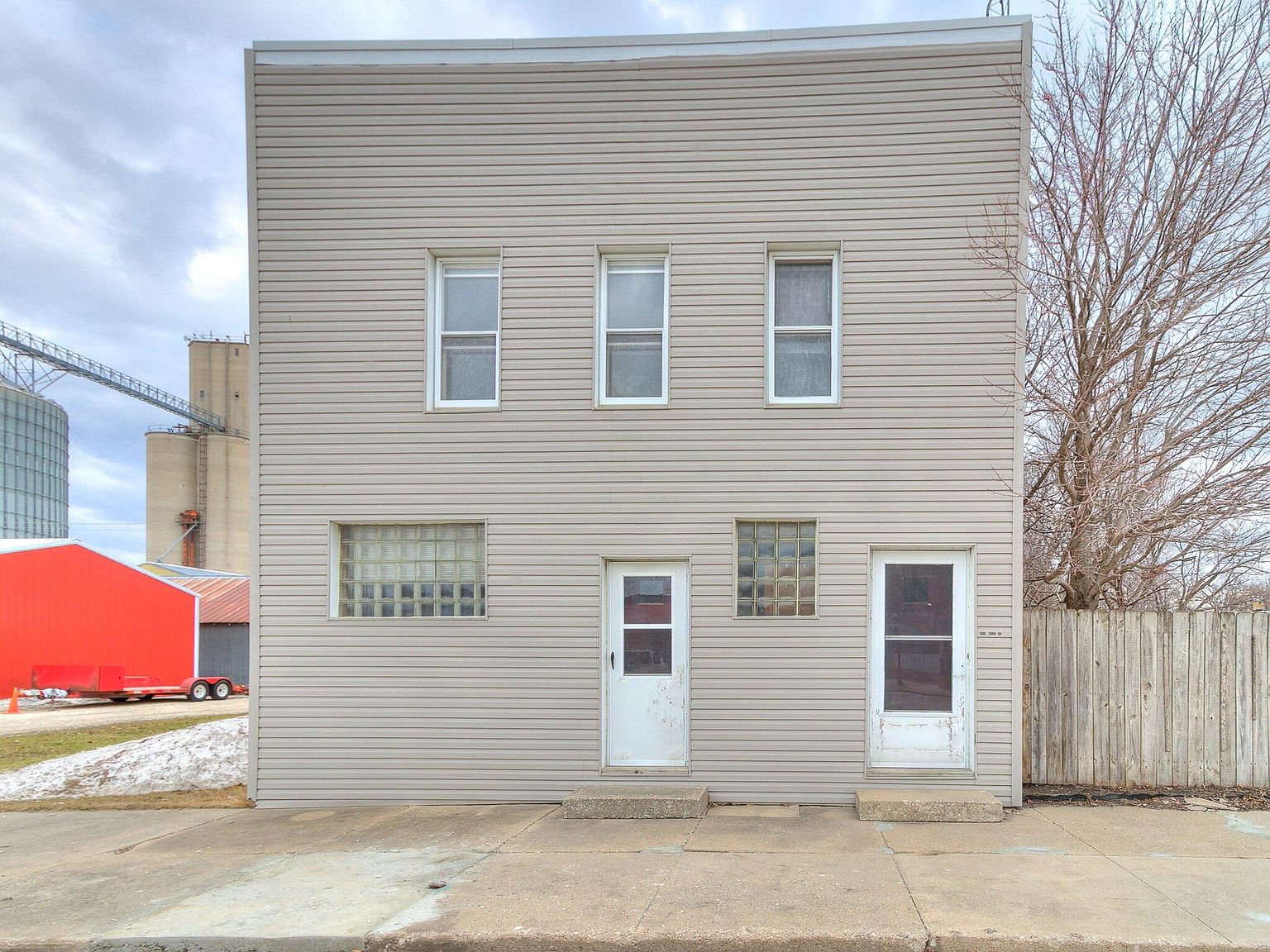 108 Main St, Williams, IA 50271 | Zillow