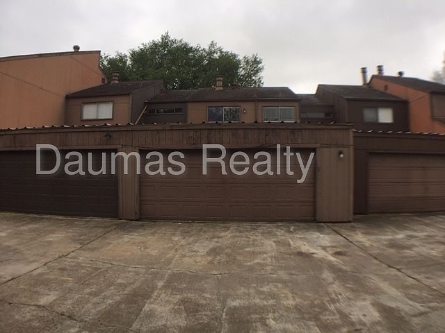 8309 Augustine Dr APT C, Houston, TX 77036 | Zillow