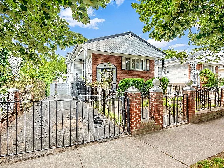 155-64 115th Rd #1, Jamaica, NY 11434 | Zillow