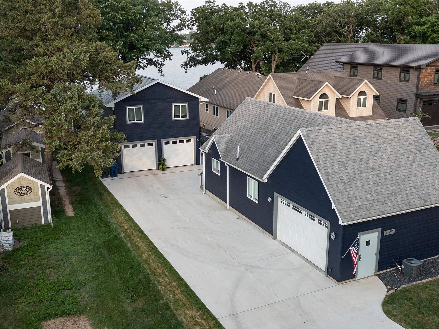 2516 Manhattan Blvd, Wahpeton, IA 51360 | Zillow