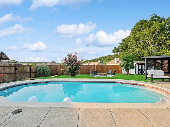 6440 Knoll Ridge Dr, Dallas, TX 75249 | Zillow