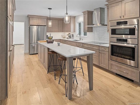 33 Riverfield Dr, Weston, CT 06883 | Zillow