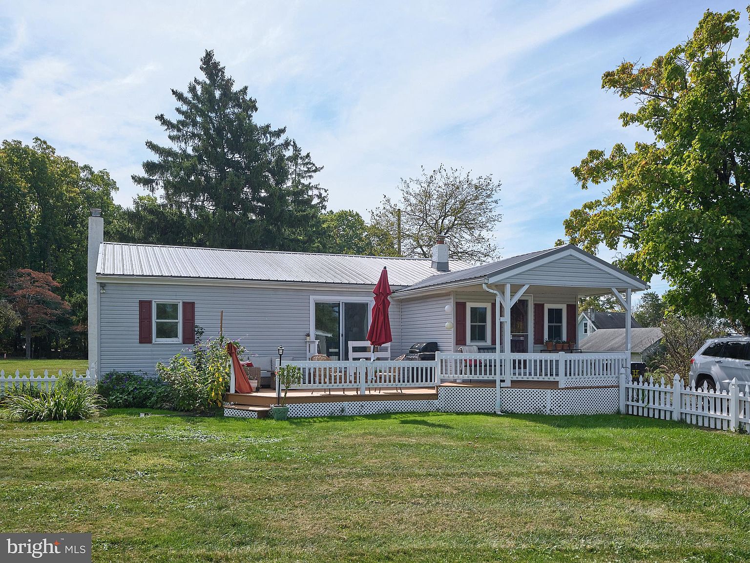 141 Center Hill Rd, Ferndale, PA 18921 | Zillow