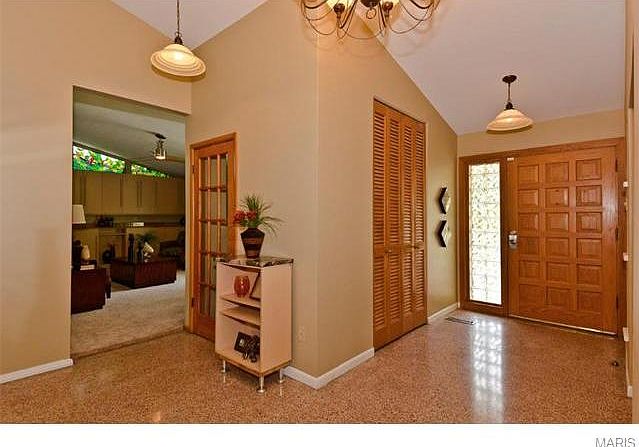 4304 Ivanhoe Ave, Saint Louis, MO 63109 | Zillow