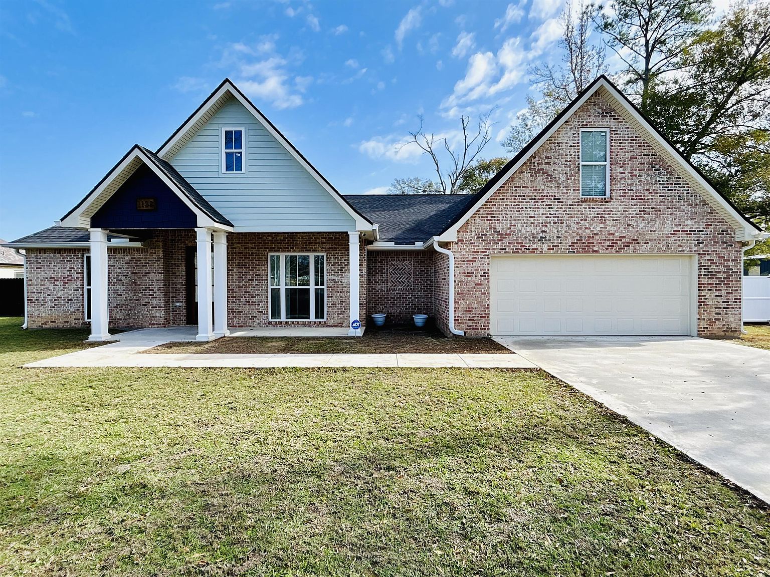 1138 N Texas St, Deridder, LA 70634 | Zillow