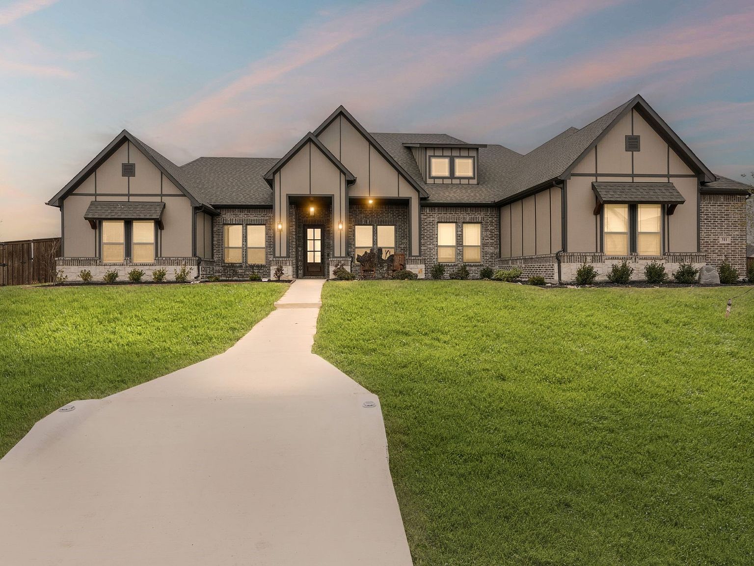 311 Lakota Pkwy, Waxahachie, TX 75165 | MLS #20903176 | Zillow