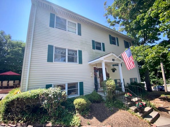 Fall River MA Condos & Apartments For Sale - 11 Listings | Zillow