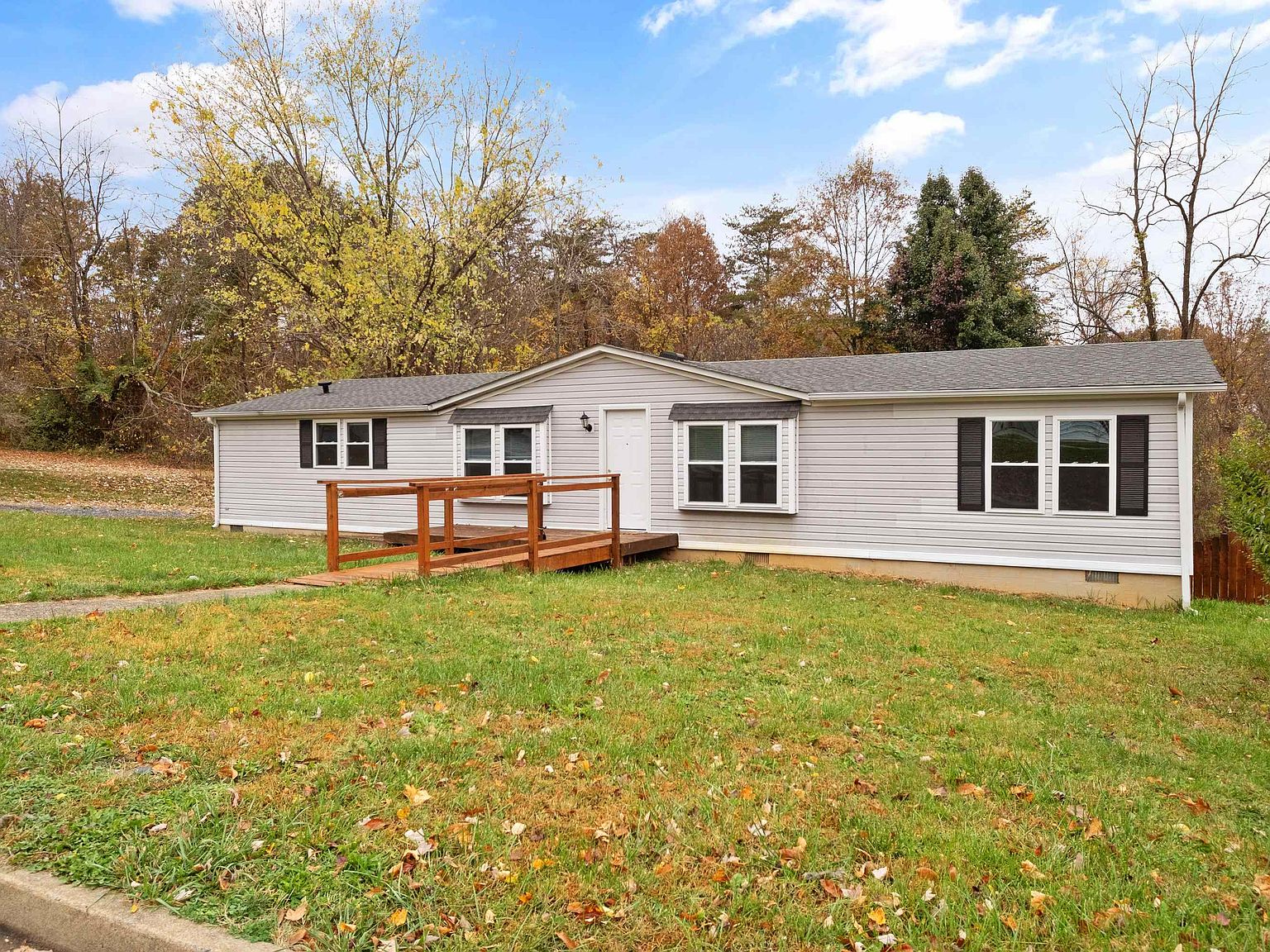 1093 Albemarle Ave, Waynesboro, VA 22980 | MLS #647467 | Zillow