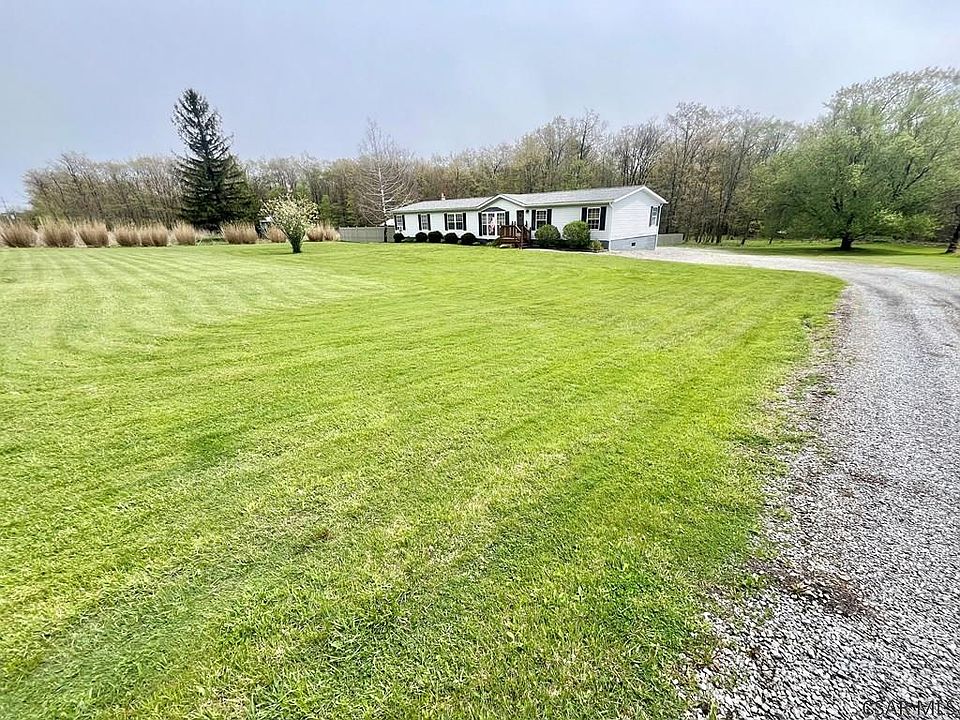 1690 Shawnee Rd, Sidman, PA 15955 | Zillow