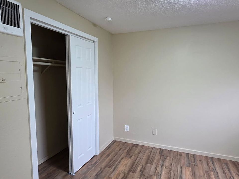 John Mark Apartments - 15121 Washington Ave SW Lakewood WA | Zillow