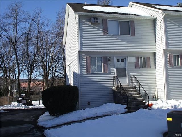 120 Triangle St #2-5, Danbury, CT 06810 | Zillow