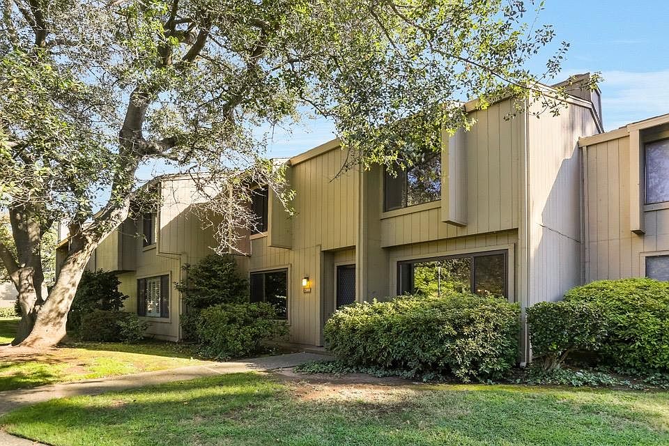 2304 American River Dr, Sacramento, CA 95825 | Zillow