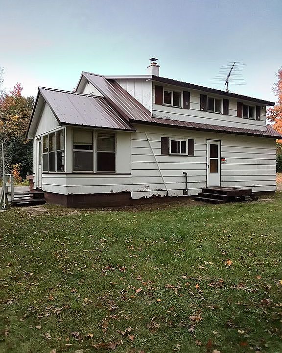 41324 Tapiola Rd, Chassell, MI 49916 | Zillow