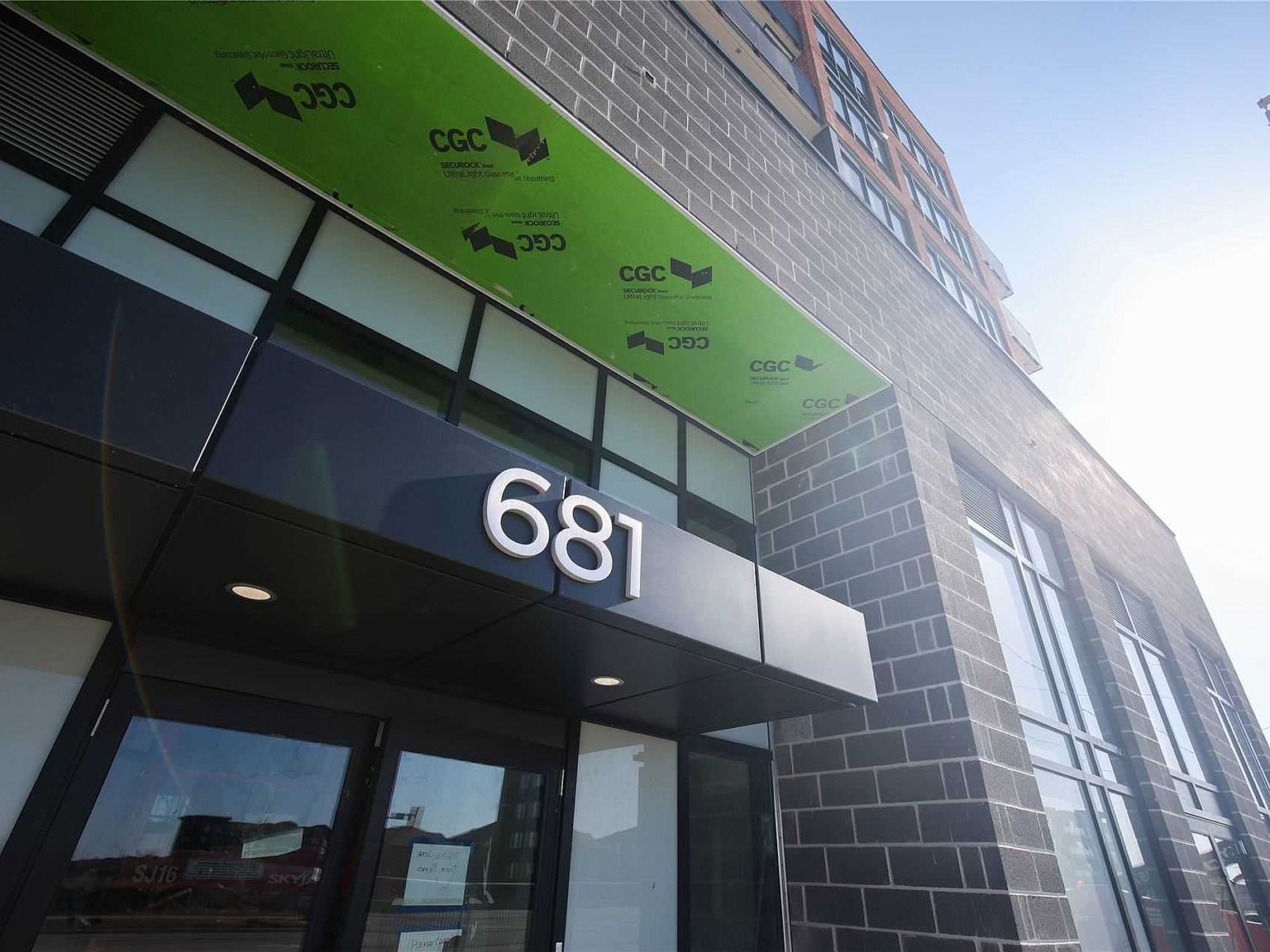 681 Yonge St #322, Barrie, ON L9J 0K1 | Zillow