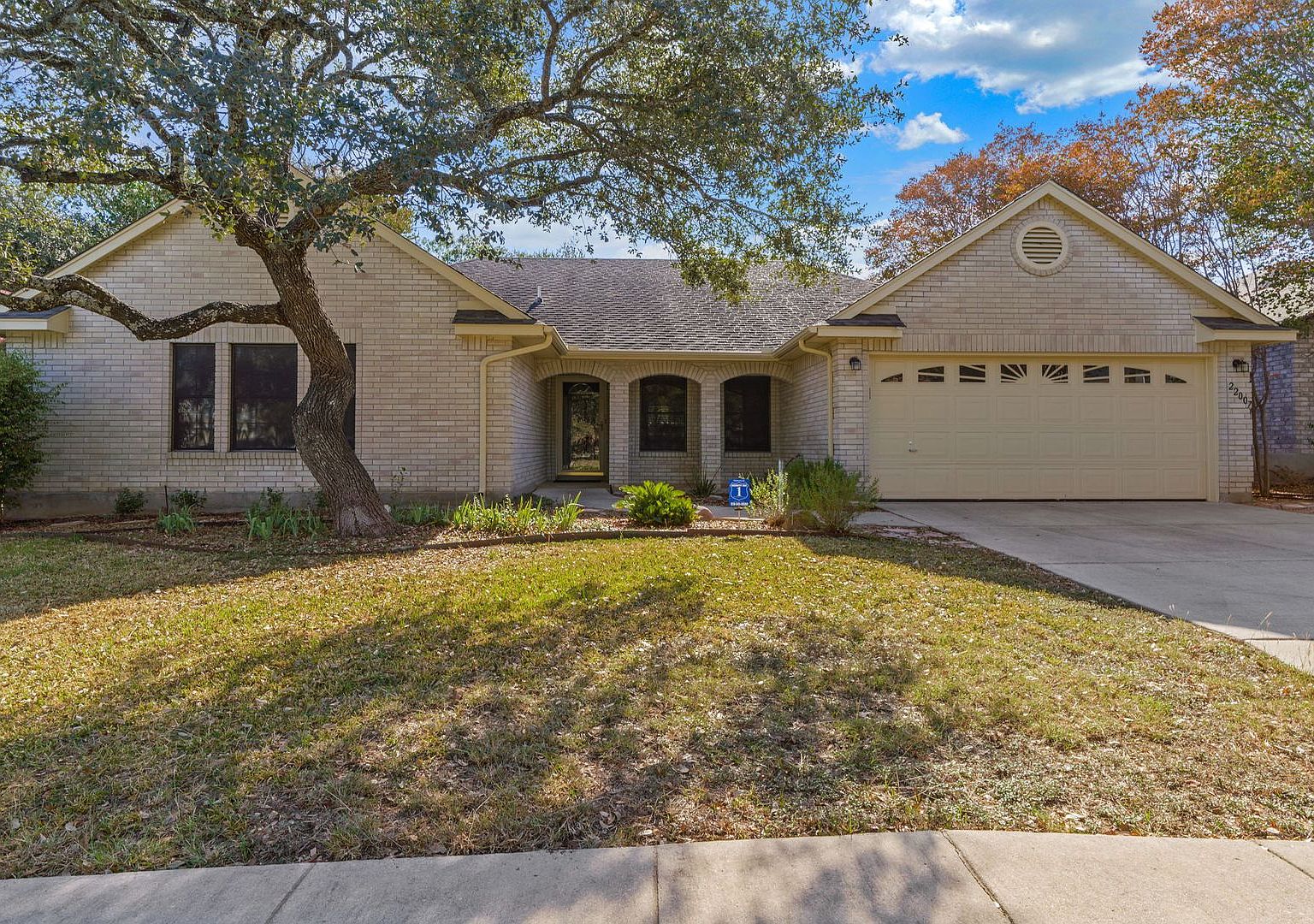 22007 Kenton Knl, San Antonio, TX 78258 | Zillow