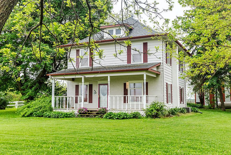 5252 Highway 92, Prole, IA 50229 | Zillow