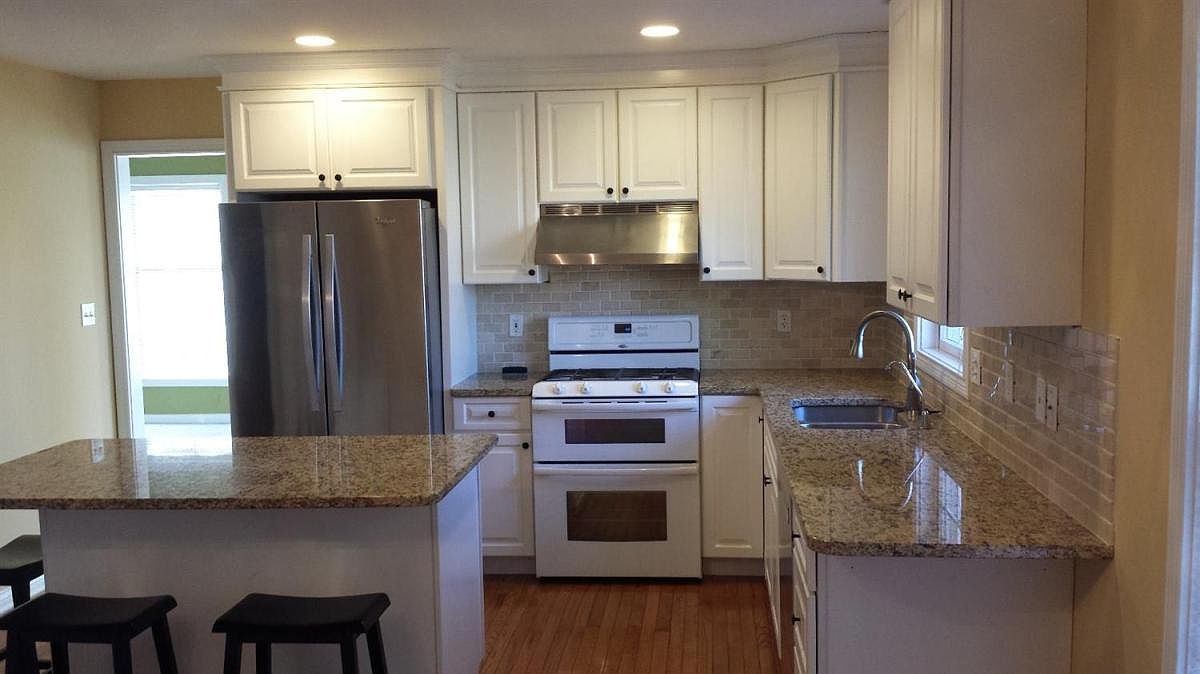 388 Cherry Hills Dr, Chesterton, IN 46304 | Zillow