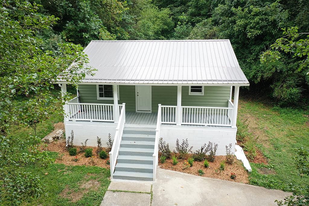 5867 Cleveland Rd, Cleveland, VA 24225 | Zillow