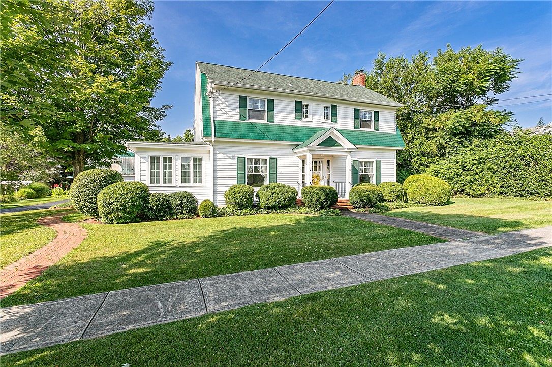 15 Sprague St, Naples, NY 14512 | Zillow