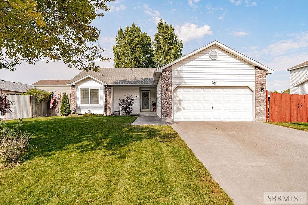 242 Leesburg Ln, Idaho Falls, ID 83404 | Zillow