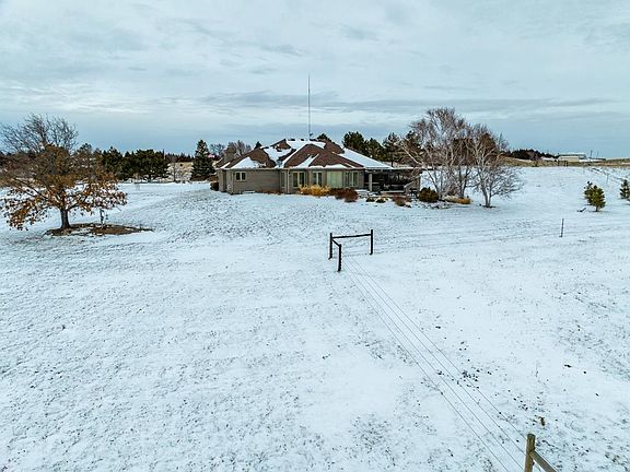 2138 E Hansen Road, North Platte, NE 69101 | Zillow