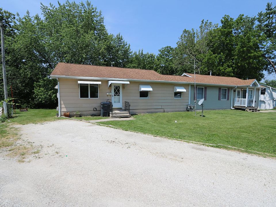 121-123 Melrose Ct, Burlington, IA 52601 | Zillow