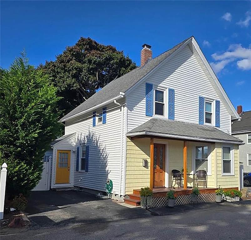 121 Cedar Ave E, Riverside, RI 02915 | Zillow
