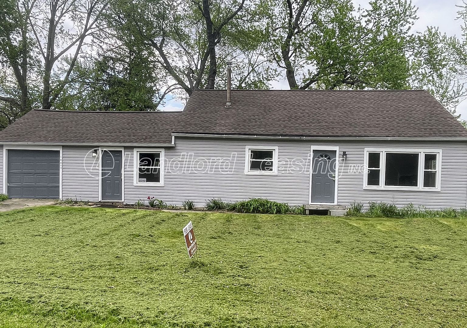 10059 Dupont Dr, Columbia Station, OH 44028 | Zillow