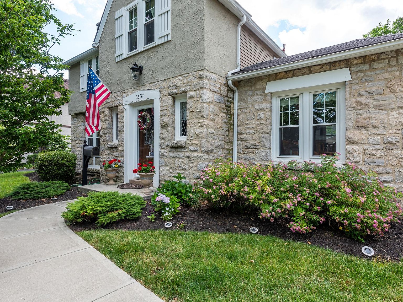 1637 Berkshire Rd, Columbus, OH 43221 | Zillow