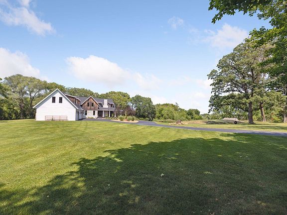 11526 245th St E, Lakeville, MN 55044 | MLS #6400236 | Zillow