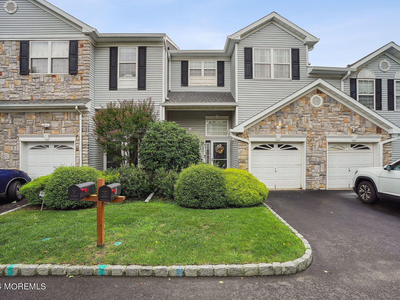 8 Linda Court, Old Bridge, NJ 08857 | Zillow