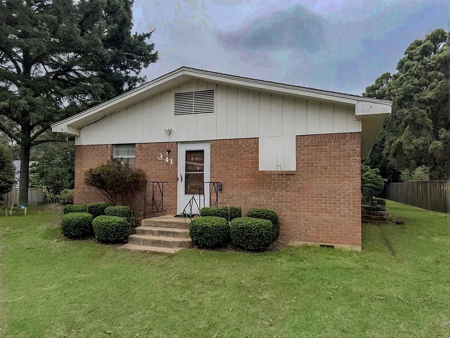341 Rolling Acres Rd, Denison, TX 75021 | MLS #20845670 | Zillow