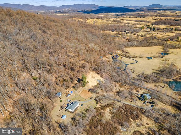 18 Rocky Ln, Huntly, VA 22640 | MLS #VARP2000908 | Zillow