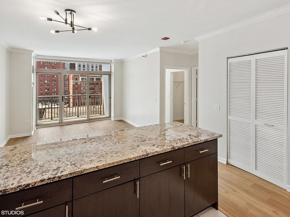 600 N Dearborn St Chicago, IL, 60654 - Apartments for Rent | Zillow