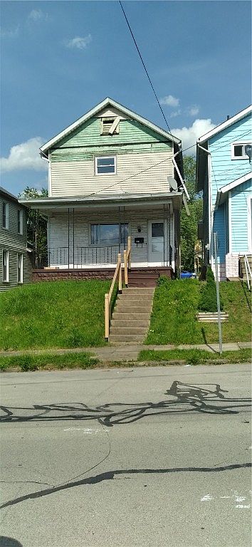 521 Emerson Ave, Farrell, PA 16121 | Zillow