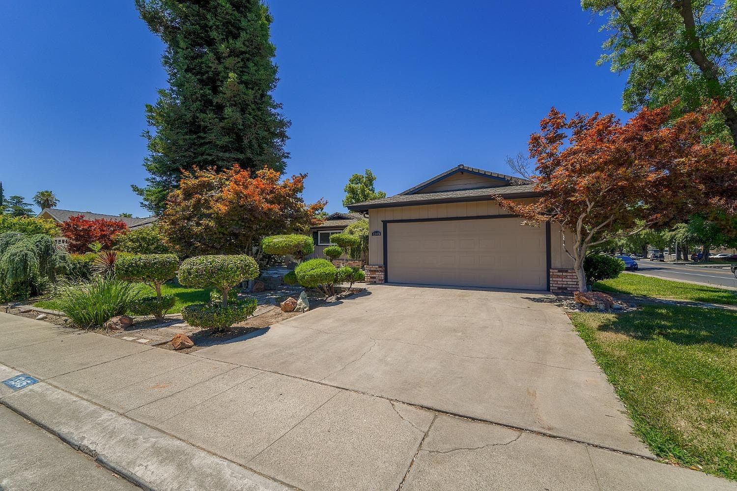 1345 Sharonwood Dr, Modesto, CA 95355 | Zillow